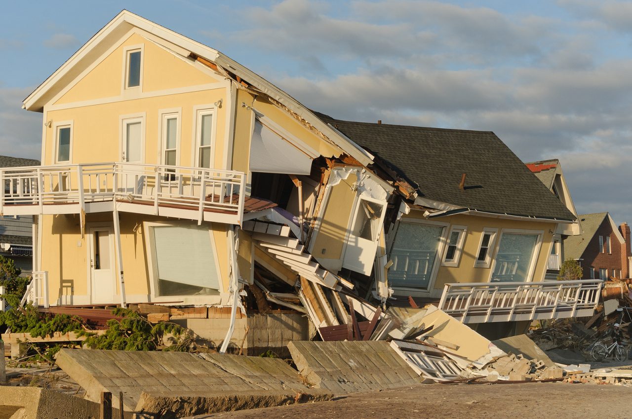 11 Peligros que Acechan en Tu Casa y 12 formas de evitarlos. - Seguros ...